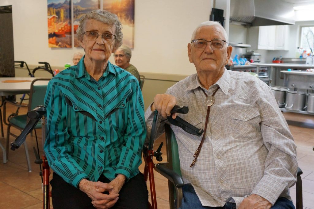 One in 1,000: Couple celebrates their 70th wedding anniversary ...